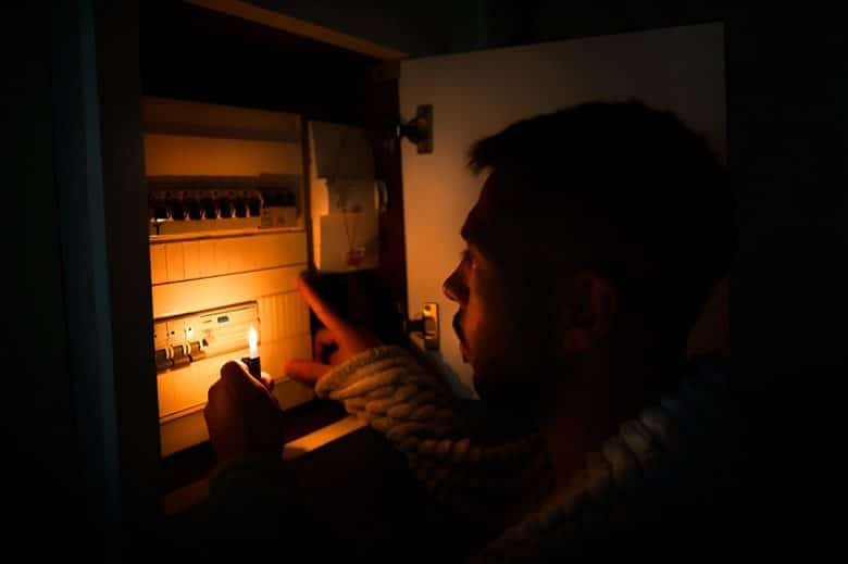 The Energy Crisis and Power Cuts: What You Need to Know | HR:4UK